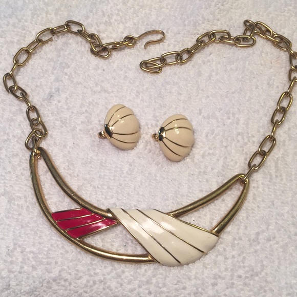 Monet | Jewelry | Vintage Monet Enamel Necklace Earrings | Poshmark